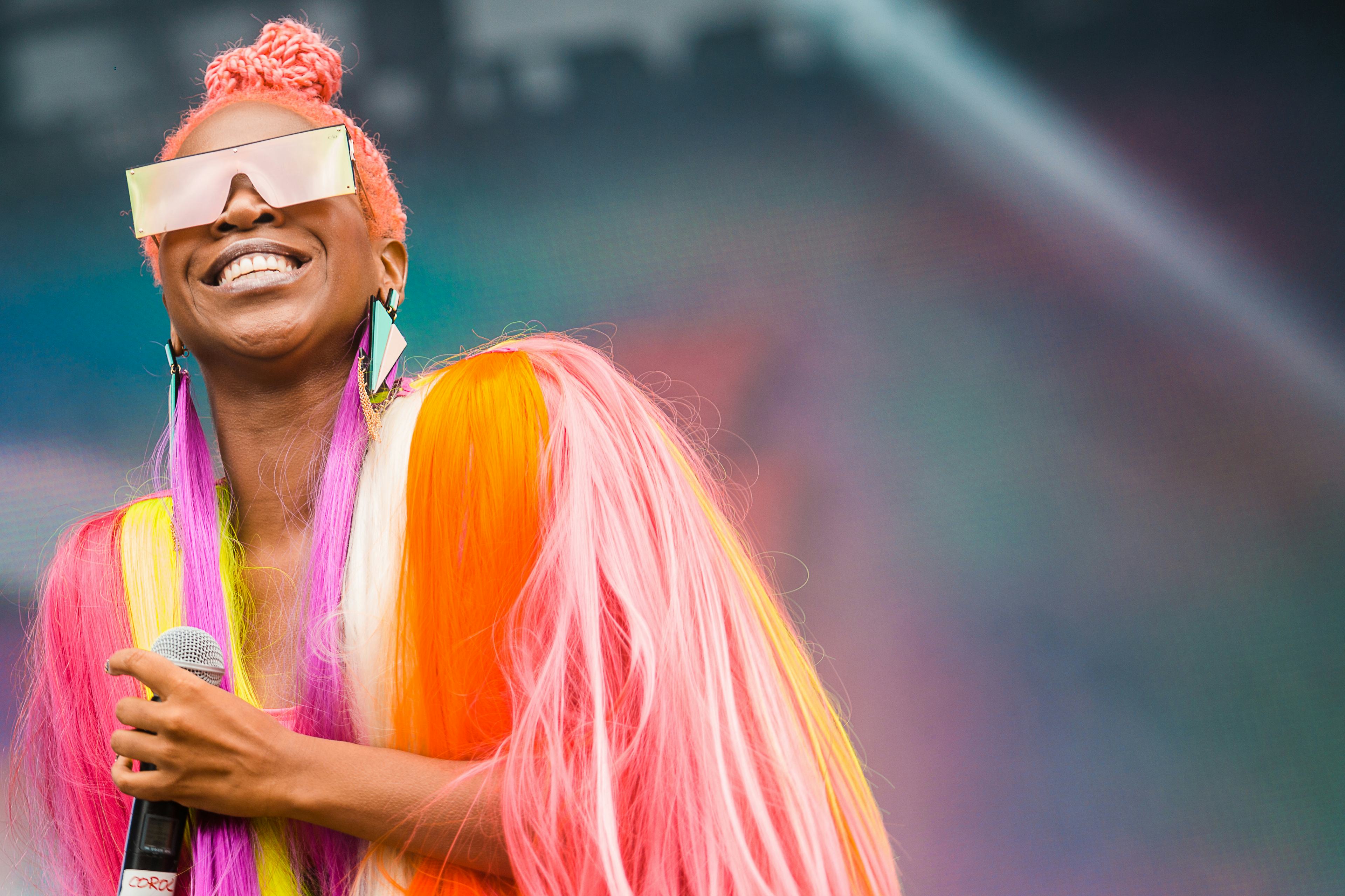 Who Were The Pink-Haired Rappers During Rio's Opening Ceremony? Karol ...