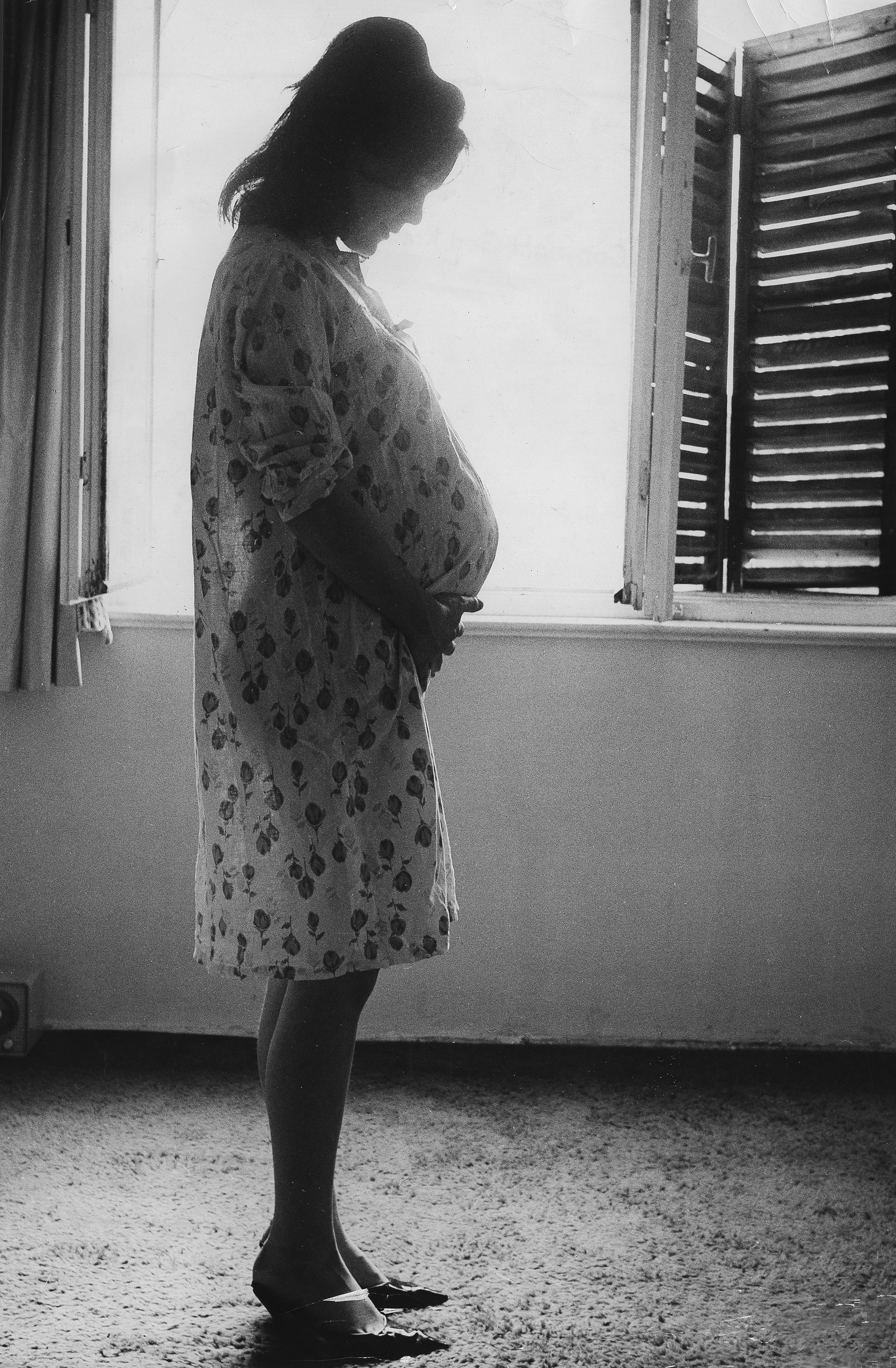 21 Vintage Maternity Photos That Prove We've Always Loved Documenting ...