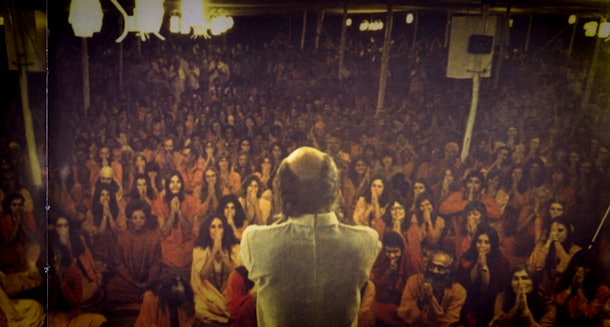 What Is The Rajneesh Movement? 'Wild Wild Country' Explores Tensions ...