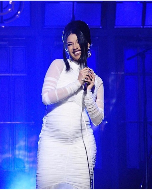 Cardi Bs Best Pregnancy Looks Show That She Was Solidly Glam The Entire 9 Months