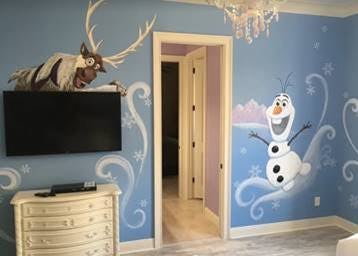 'Frozen'-Themed Rental Homes Exist & Now You Can Vacation Like ...